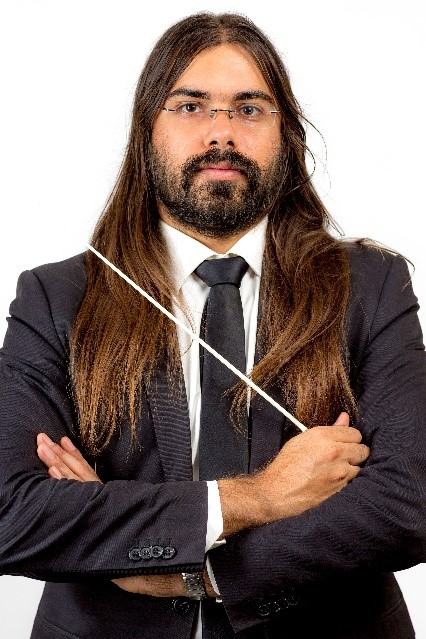 Aaron Wyatt: Viola Performer, Conductor and Academic (Victoria by way ...